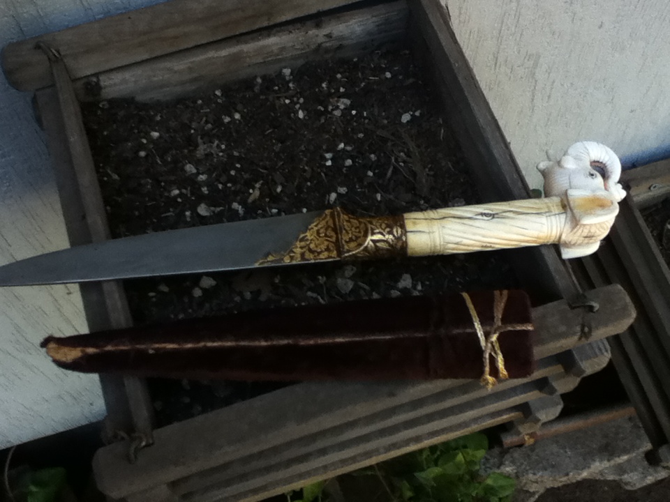 Old Mammoth Ivory Elephant head handle with gold inlay knife/dagger ...